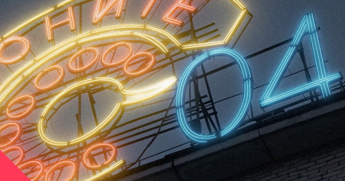 Российское видеоагентство «зажгло» неработающие неоновые вывески времен ...