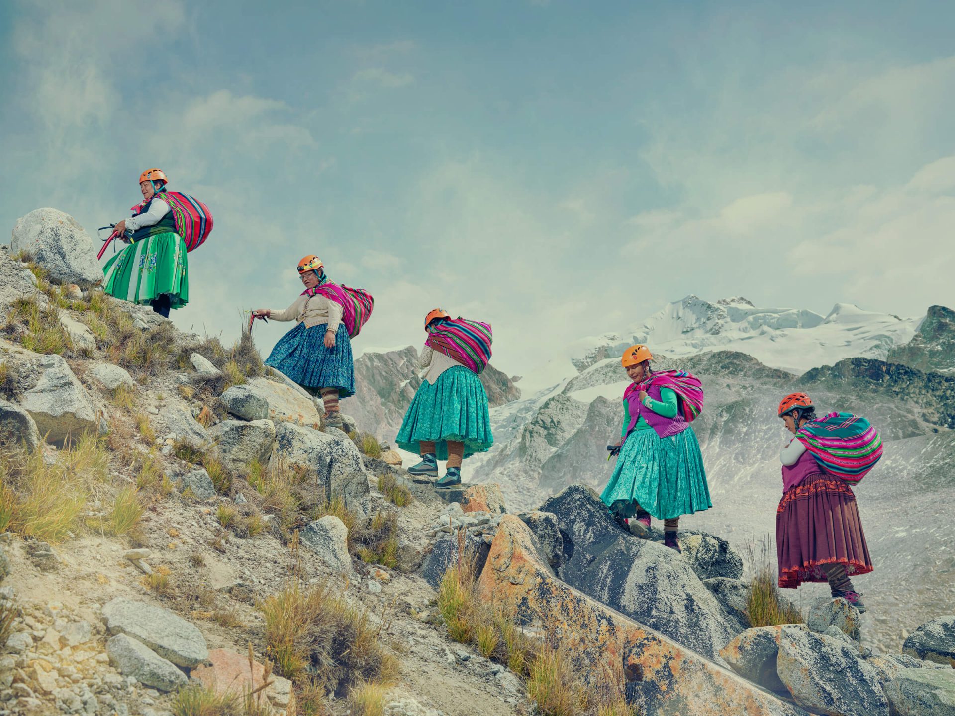 Half-Blood Princesses: Bolivian Cholitas Levitate and Climb Peaks ...
