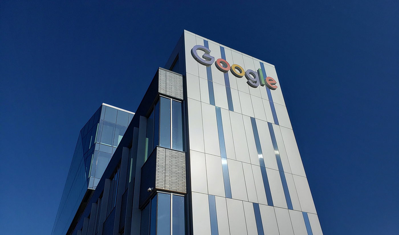 Google звільнила інженера за віру в те, що штучний інтелект має власну ...