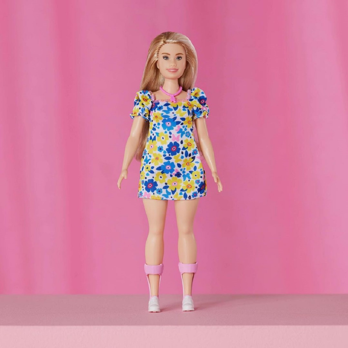 Mattel випустила першу Барбі з синдромом Дауна — Bird In Flight